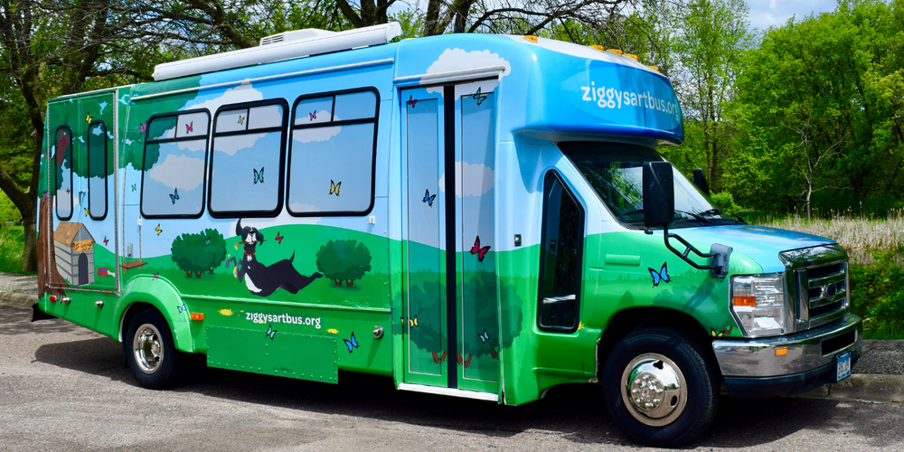 Art From the Heart: Ziggy's Art Bus Delivers Art to Those Who Need it ...